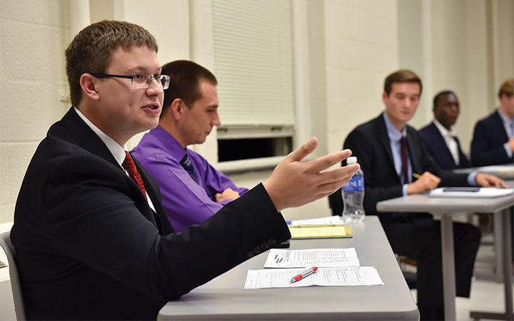 Conservative UMD groups debate future of Republican Party - The Diamondback